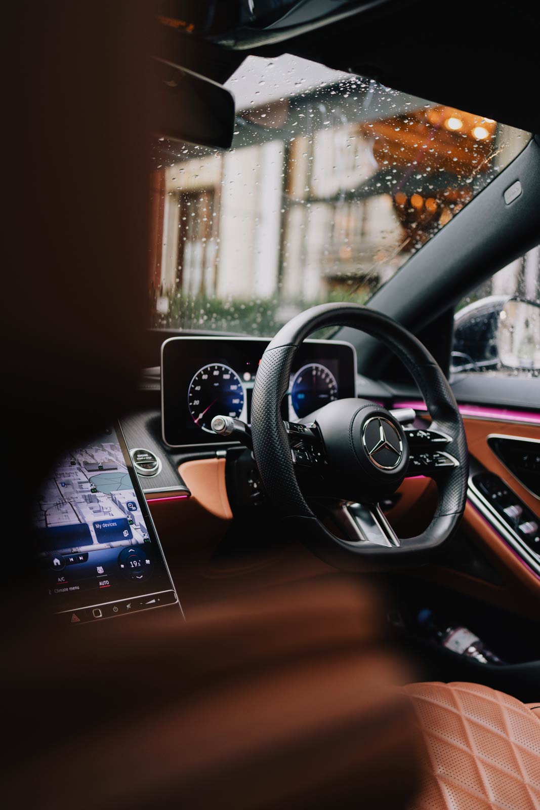 Luxury Car Service London | Executive Black Car Hire | OUNO